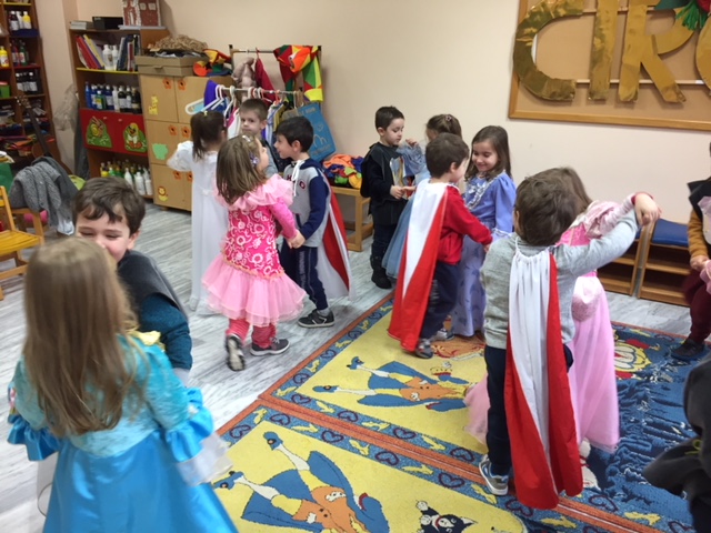 Θεατρικό Παιχνίδι! – International Baby College – Παιδικός σταθμός ...